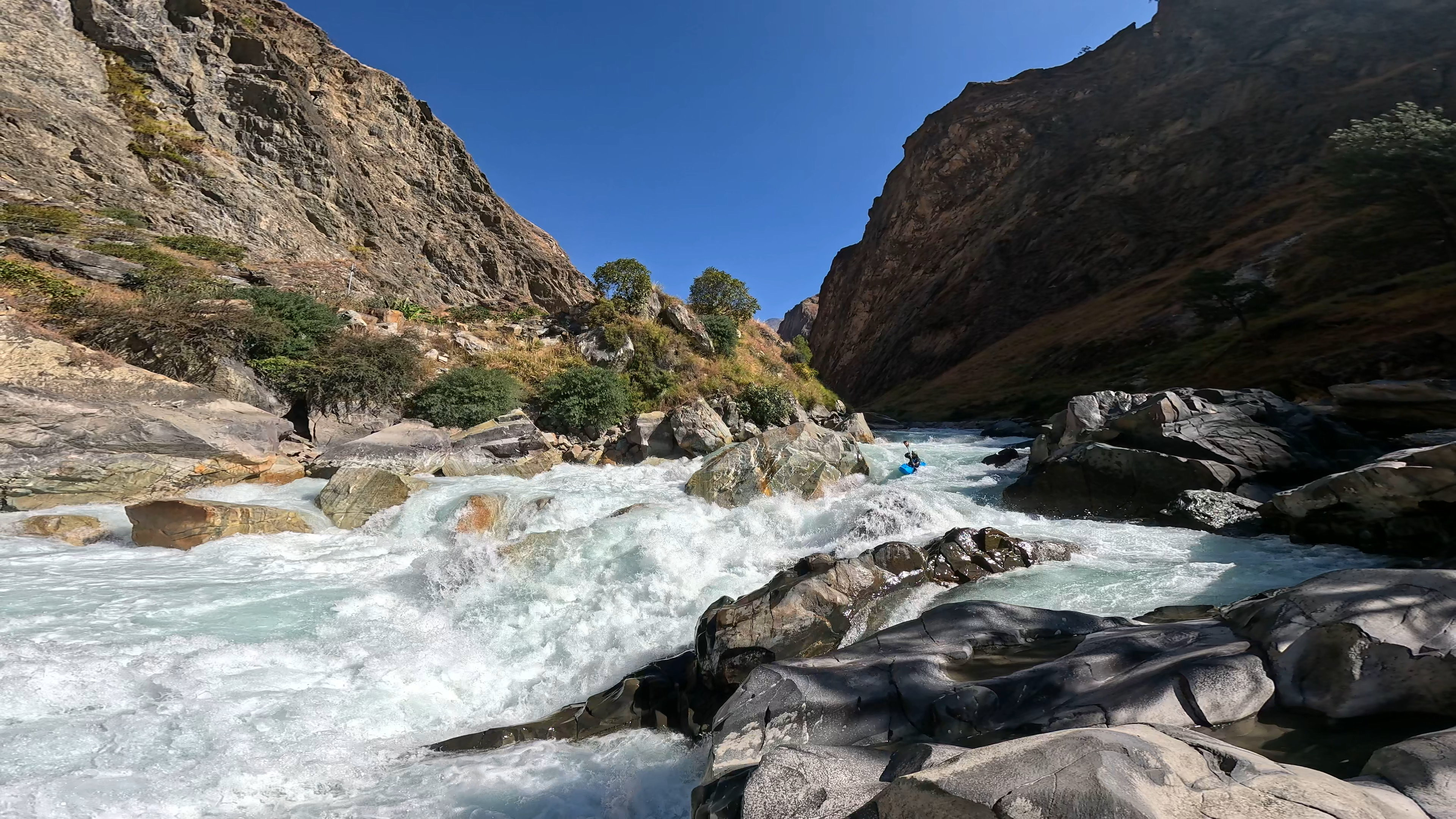 Initiative Outdoor | Thule Bheri Kayaking Expedition